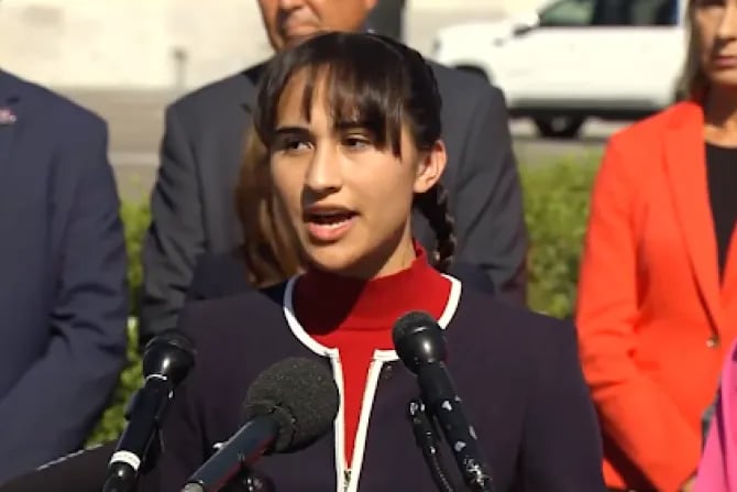 ‘Former trans kid’ Chloe Cole sues doctors for medical malpractice ...