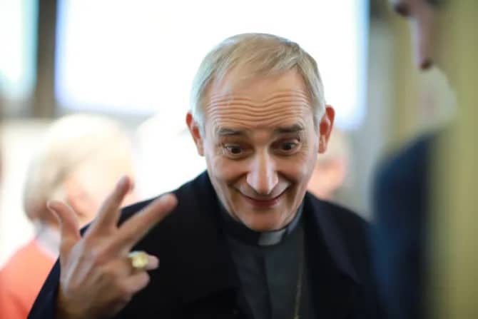 Cardinal Zuppi arrives in Ukraine to begin work as Vatican peace envoy ...