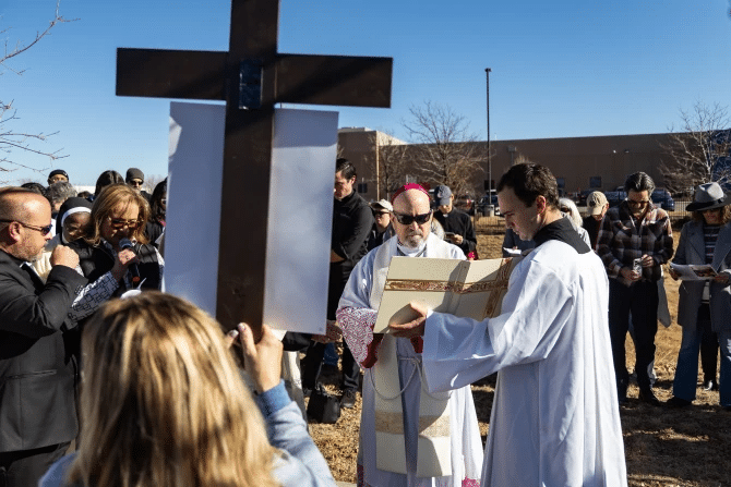 Bishops lead Stations of the Cross at Colorado ICE center, urges ...